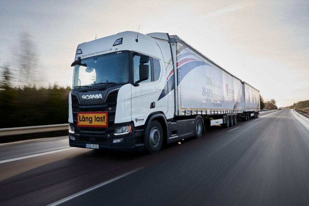 加速するトラックの進化。日本の現状とスカニアのテクノロジー | Scania 日本