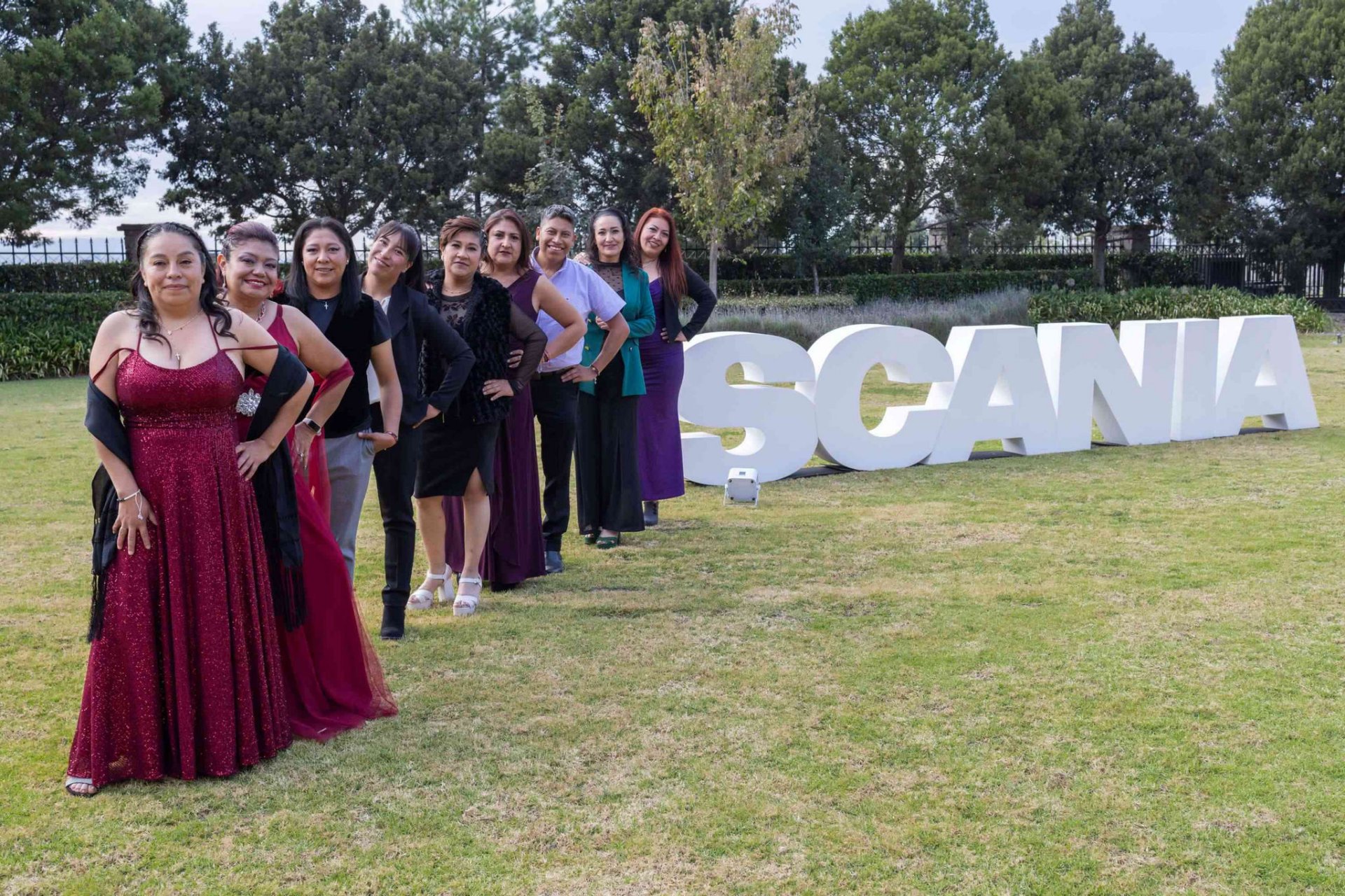 Conductoras SCANIA | Scania México