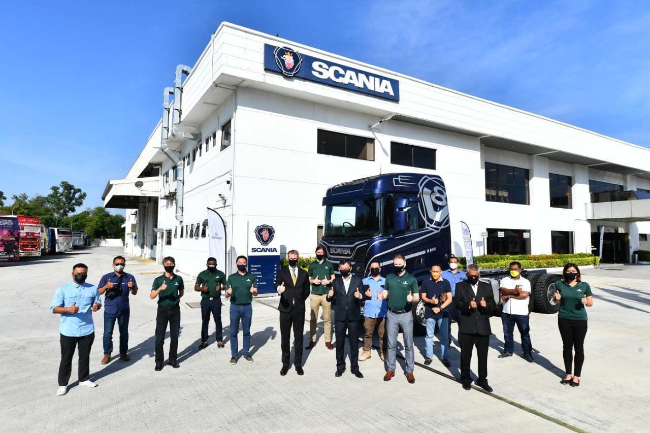 SCANIA DELIVERS FIRST EURO V NEW TRUCK GENERATION IN MALAYSIA AS PART ...
