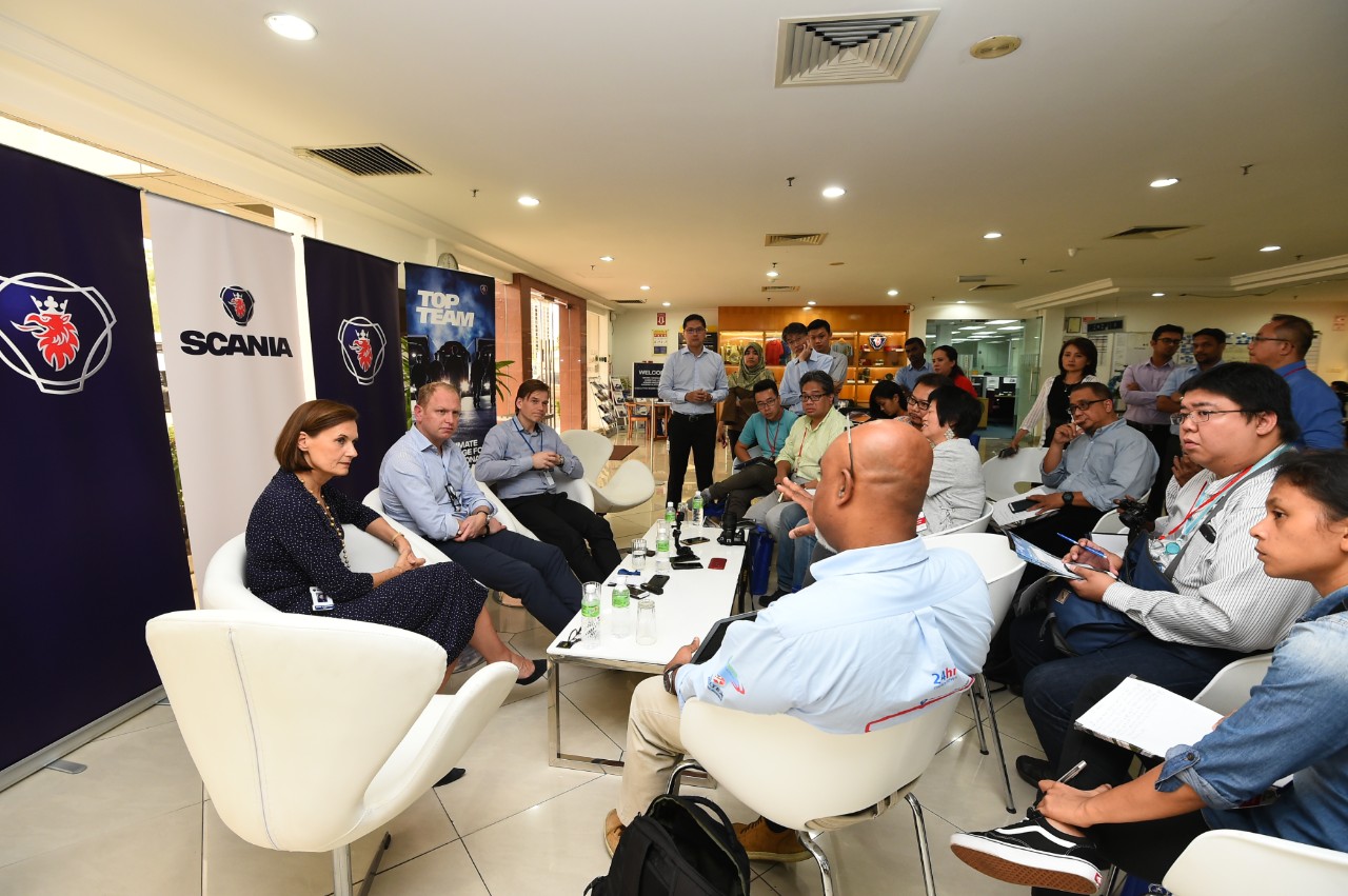 SCANIA TO DRIVE CUSTOMER PROFITABILITY THROUGH SUSTAINABLE TRANSPORT ...