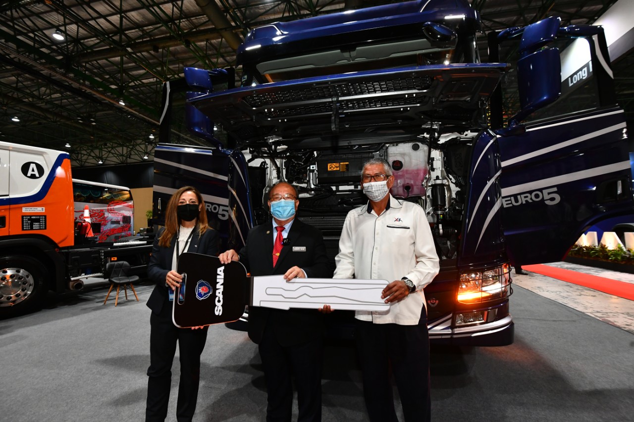 SCANIA UNVEILS SUSTAINABLE PARTNERSHIPS OF FIRST ADAS AND FIRST EURO V ...