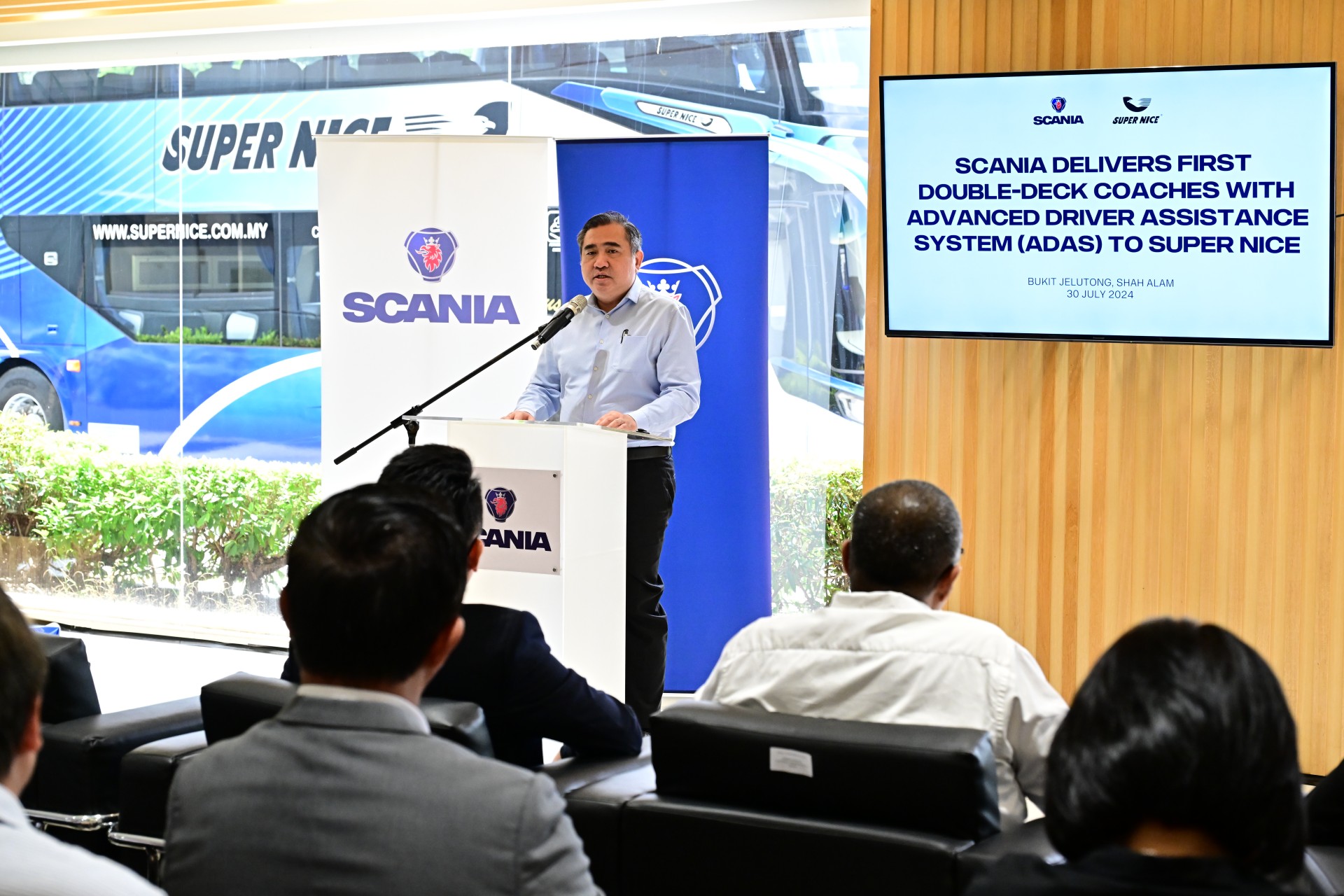 SCANIA DELIVERS FIRST DOUBLE-DECK WITH ADVANCED DRIVER ASSISTANCE ...