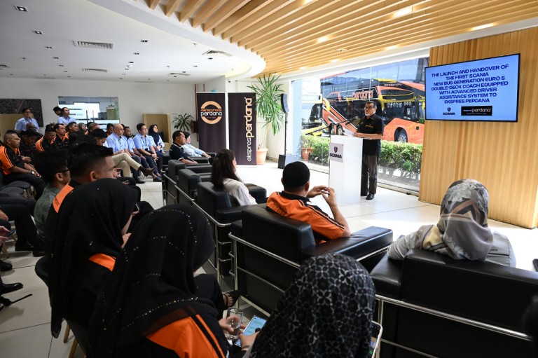EKSPRES PERDANA EXPANDS ITS FLEET WITH THE FIRST SCANIA NEW BUS ...