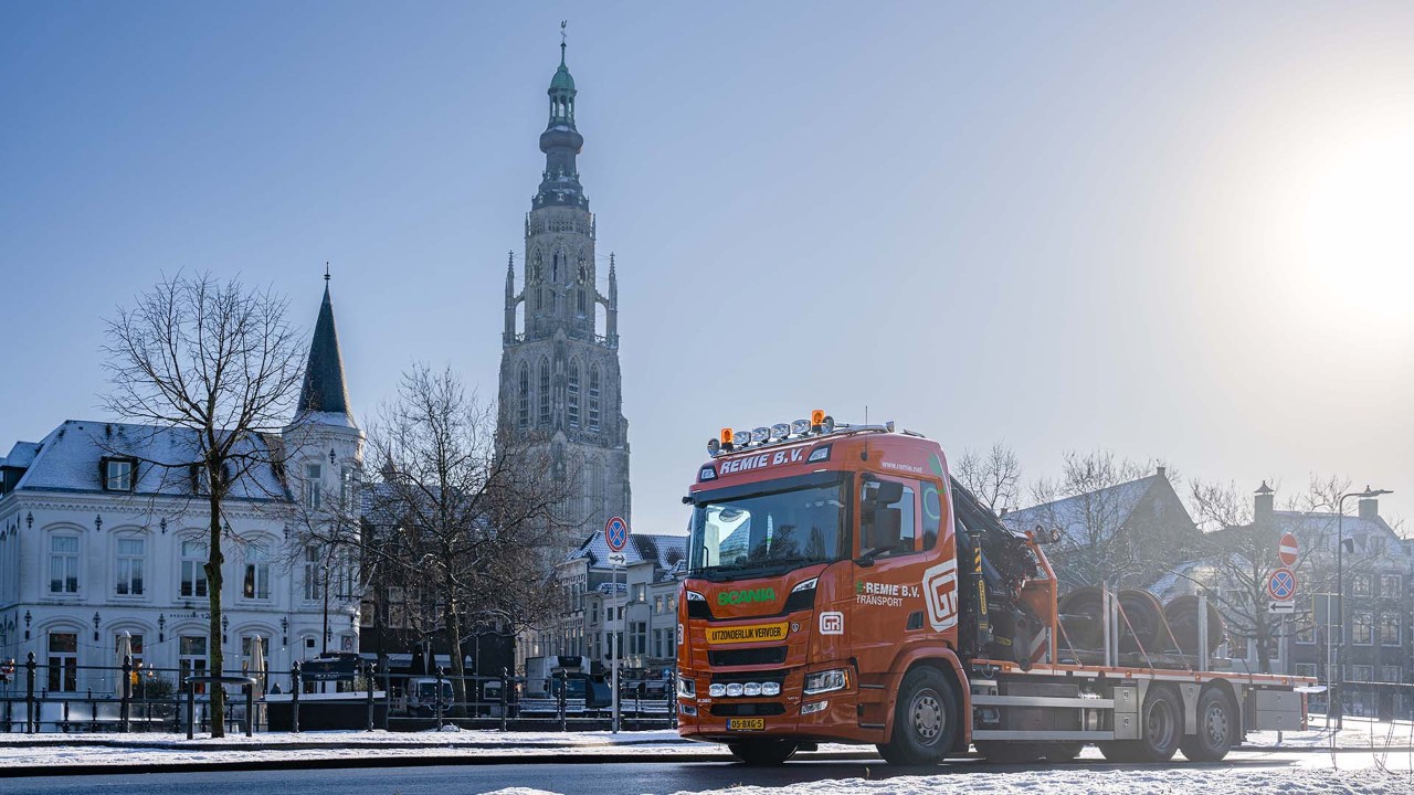 REMIE bezorgt met Scania PHEV emissievrij in Bredase binnenstad ...