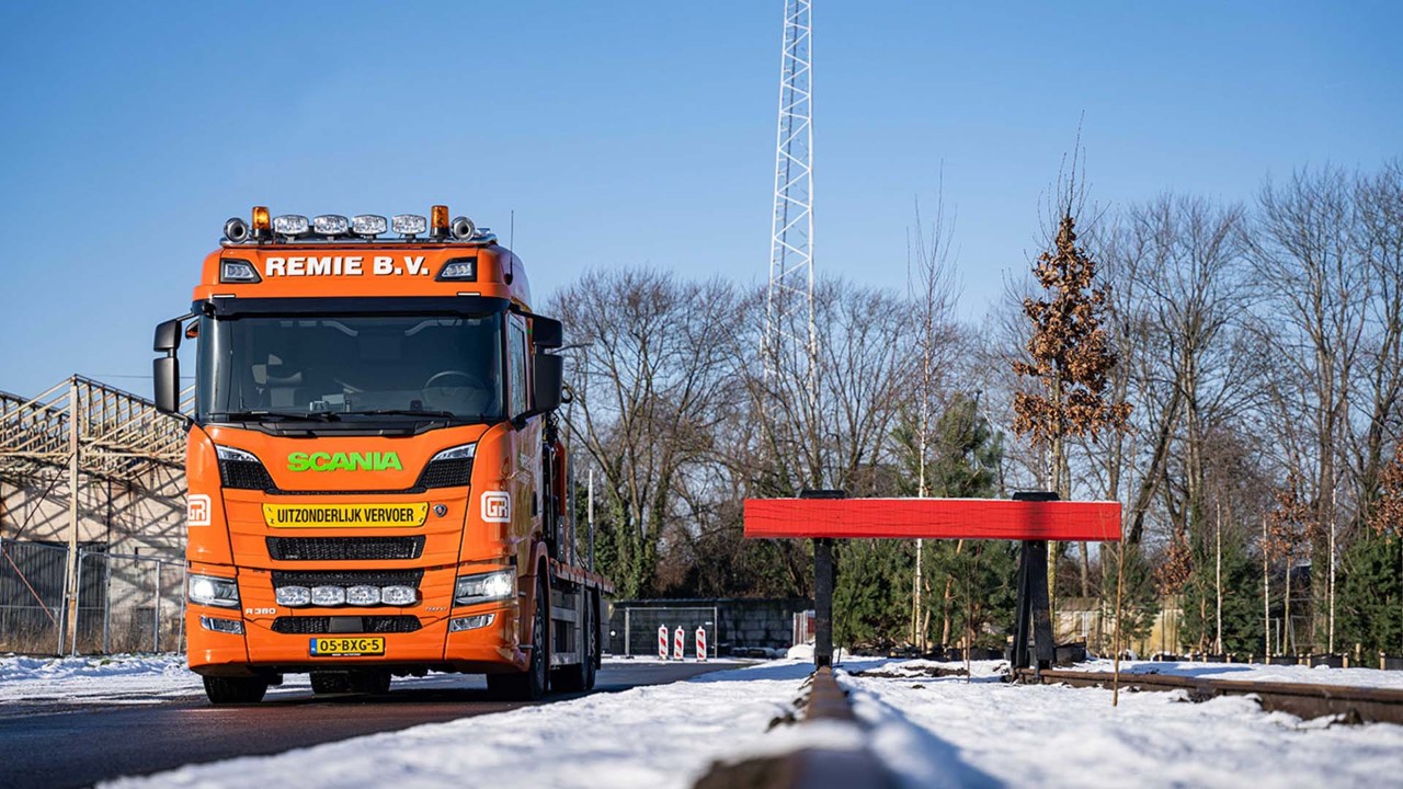 REMIE bezorgt met Scania PHEV emissievrij in Bredase binnenstad ...