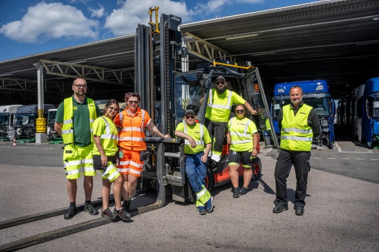 With the team as driving force - Cab Loading | Scania Oskarshamn