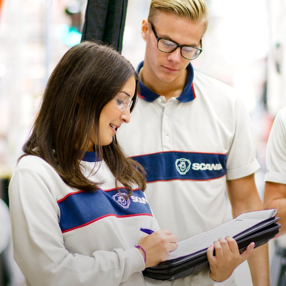 Kontakta oss på Scania Sverige | Scania Sverige