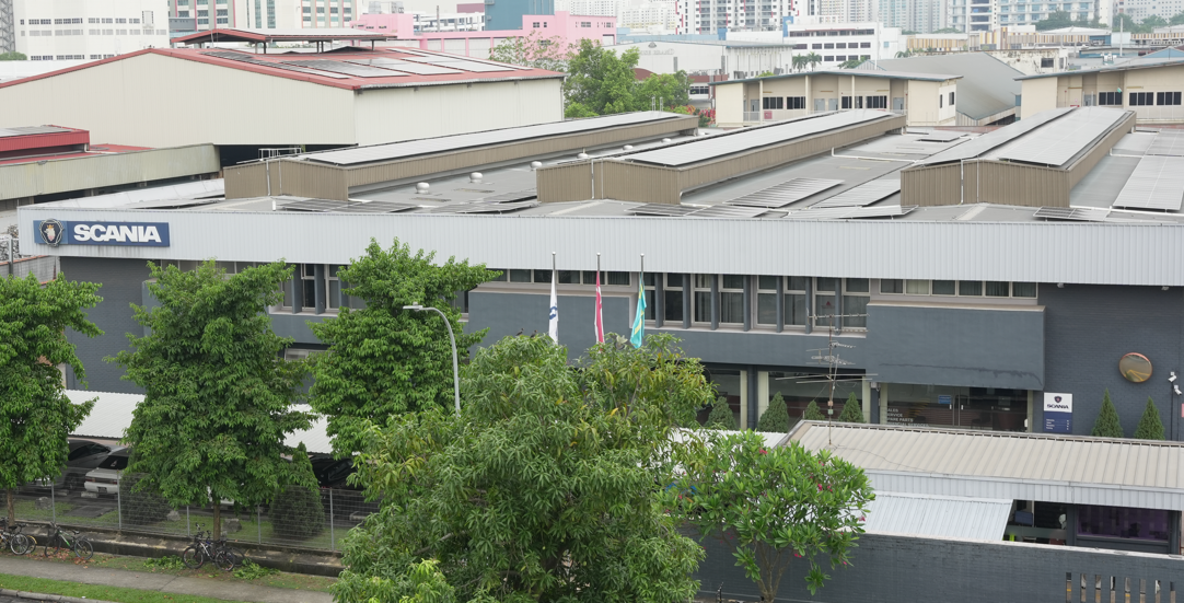 SCANIA DEPLOYS 509 SOLAR PANELS, BATTERY-ELECTRIC ROADSIDE ASSISTANCE ...