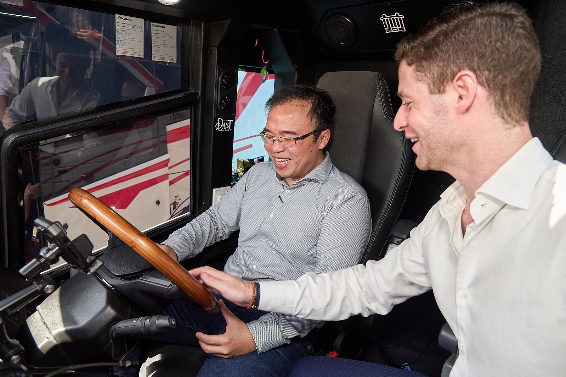 KKKL Travel & Tours Takes Delivery of Two New Scania New Bus Generation ...