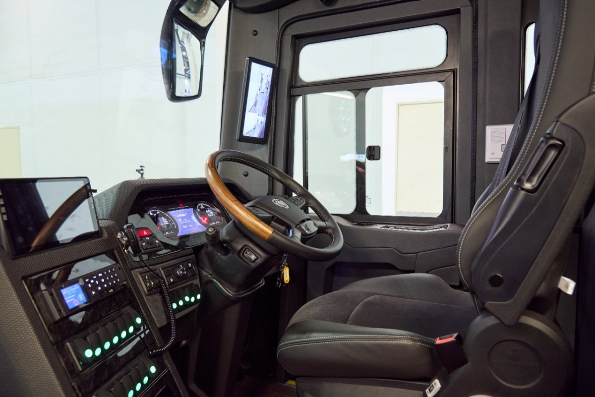 Leisure Frontier Group First to Own the Scania New Bus Generation ...