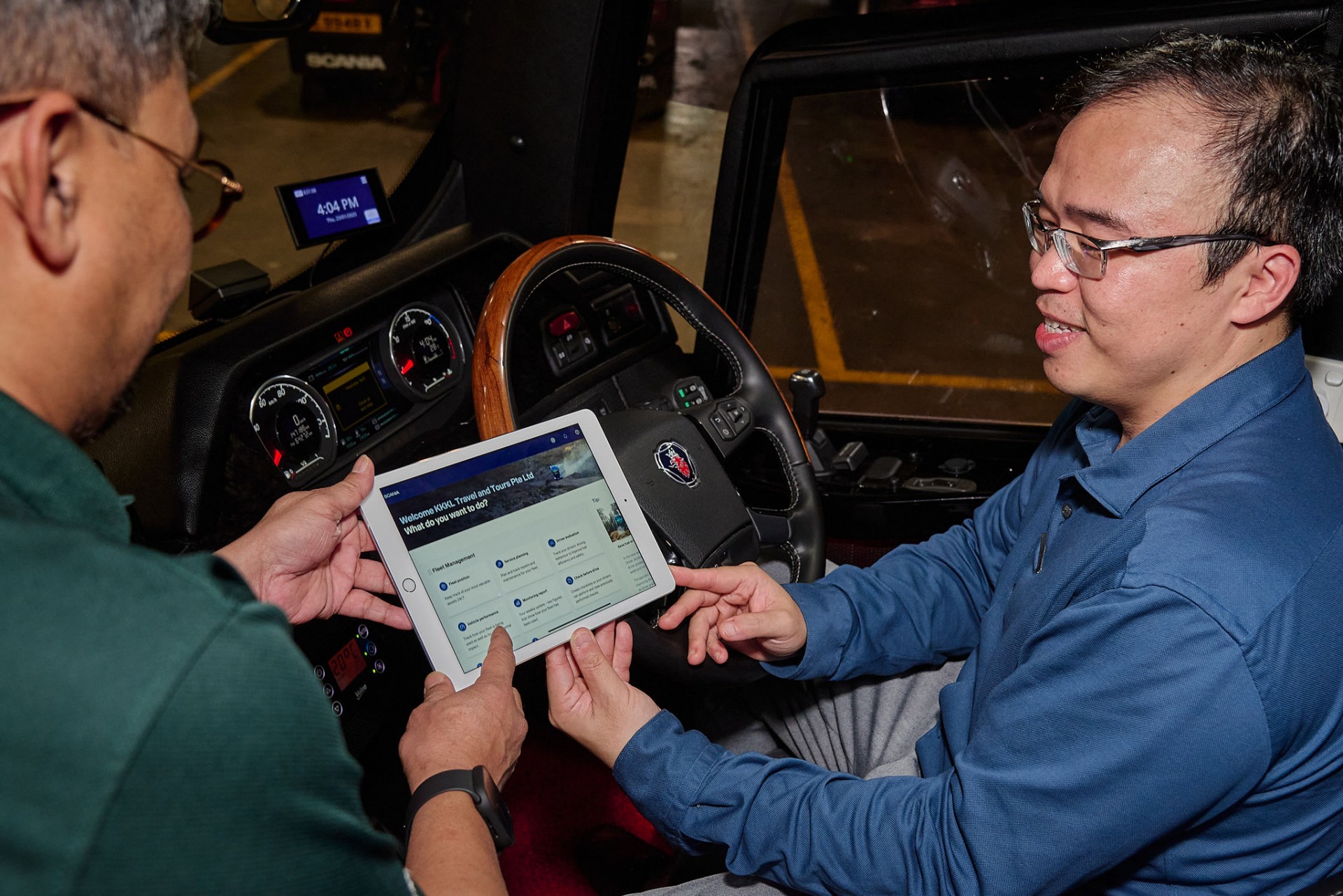 KKKL Travel & Tours becomes the first bus operator in Singapore to sign ...