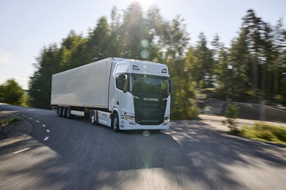 Scania and SSAB agree deal to 100% decarbonise steel deliveries by 2030 | Scania United Kingdom