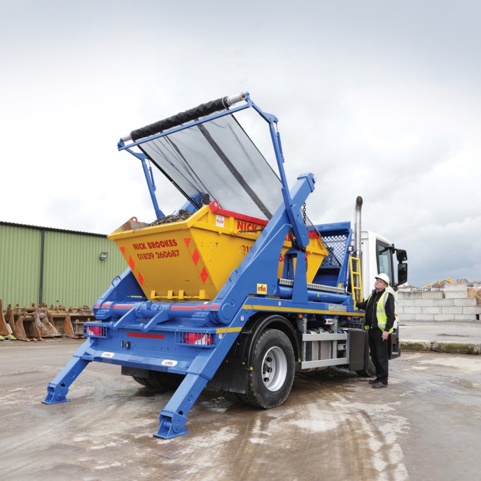 Skip Loader Trucks | Scania United Kingdom