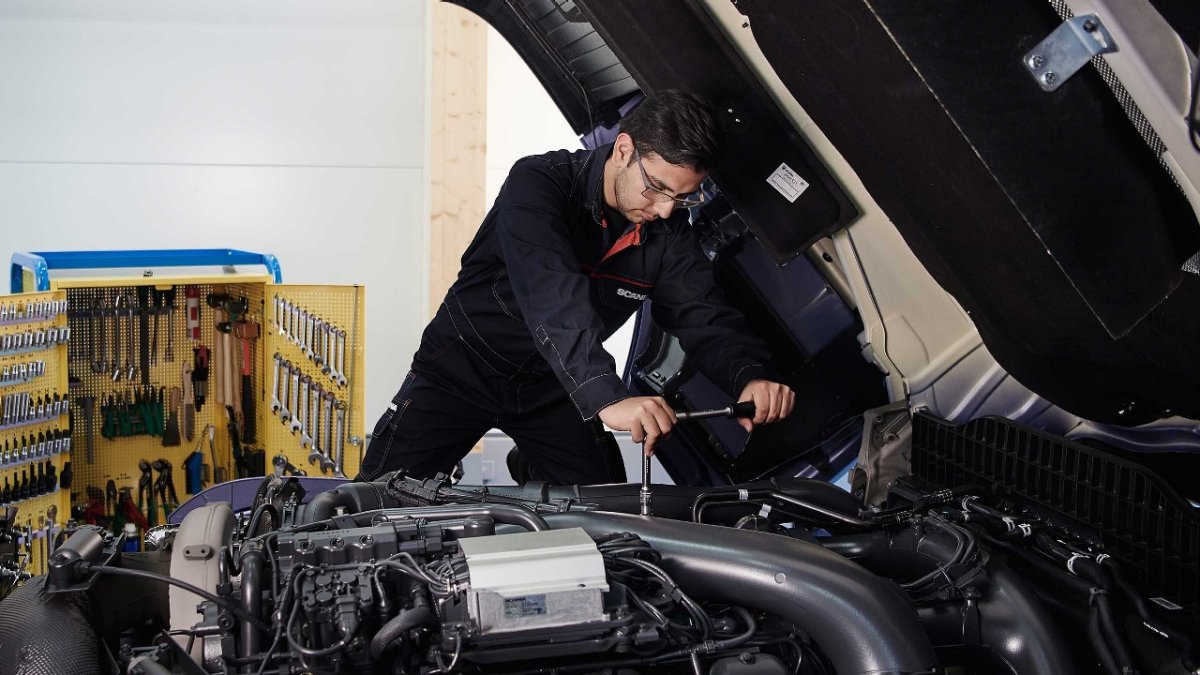 Careers with us | Scania United Kingdom