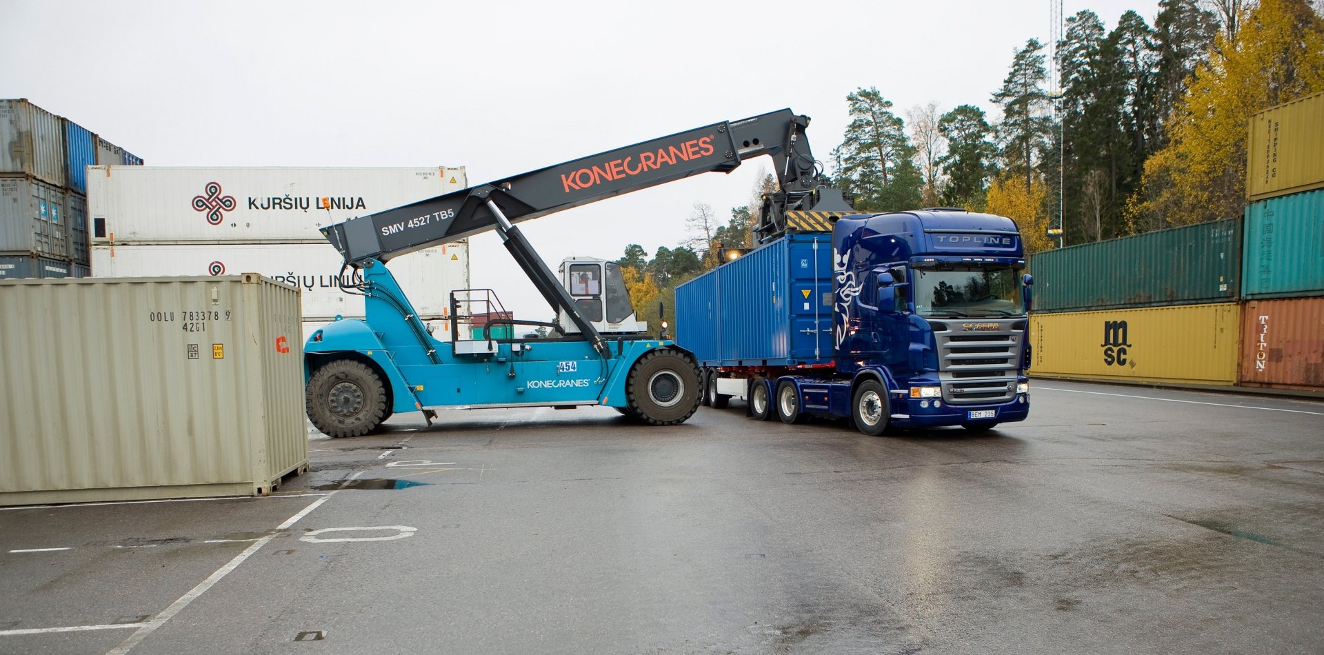 Material Handling | Scania North America