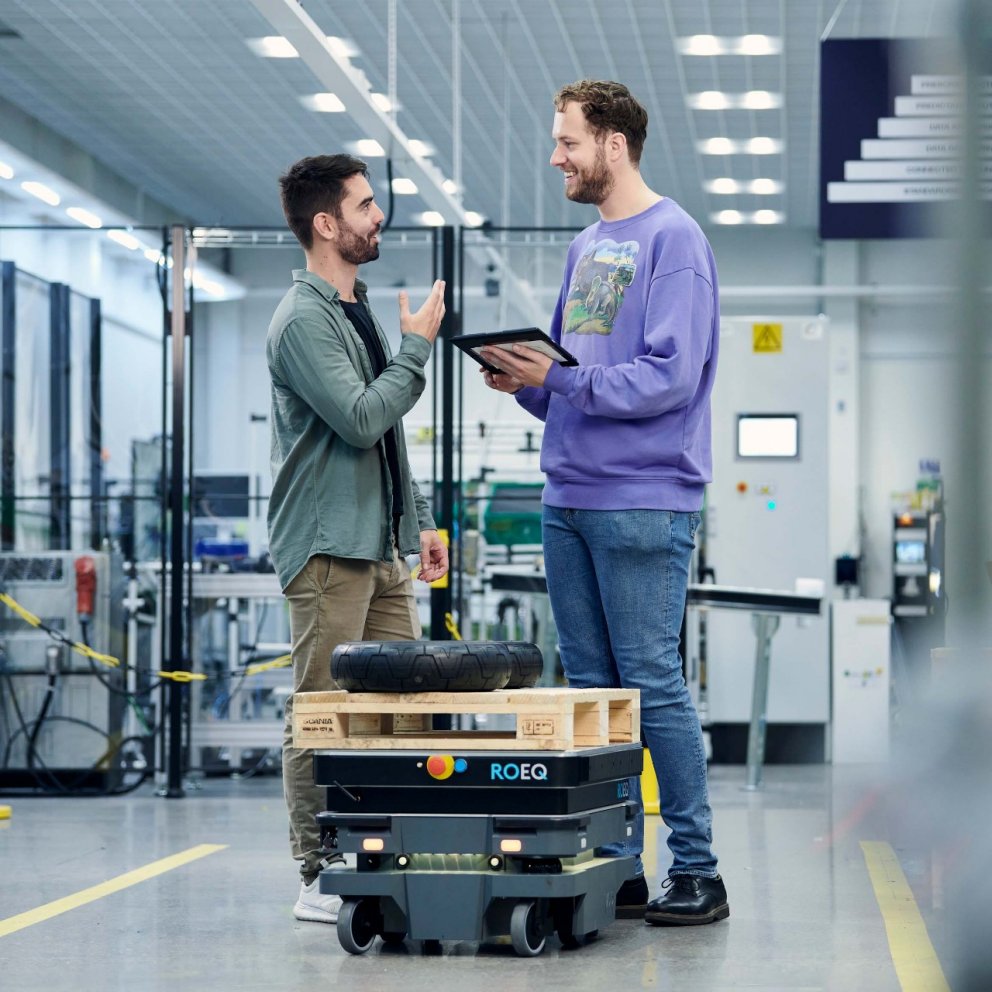 Scania Smart Factory Lab - finding ways to make production smarter ...