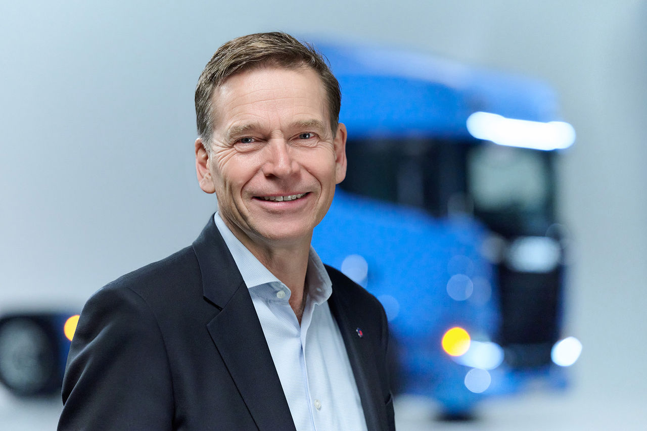 Performance summary | Scania Group